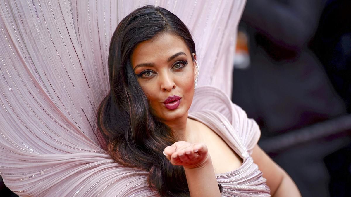 10 Wanita Paling Cantik Dunia, Ada Artis Ayu Ting Ting Gak Yah? - Semua Halaman - Sonora.id