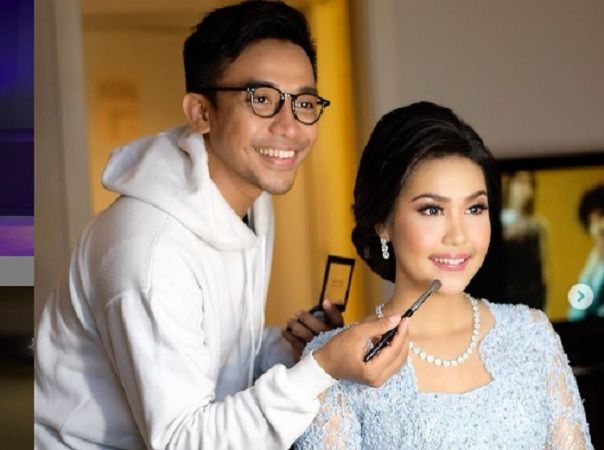 7 MUA Termahal di Indonesia, Sekali Make Up Bisa Buat Beli Motor ...
