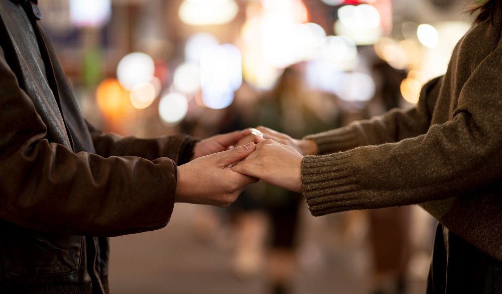 Mengenal Apa Itu Open Relationship dan Cara Menyikapi Jika Pasangan ...