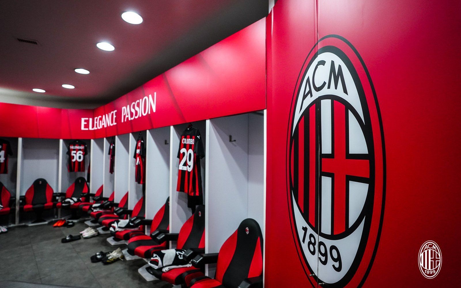 RivalBlogger: AC Milan: "Memahami Kejayaan Klub Legendaris Italia"
