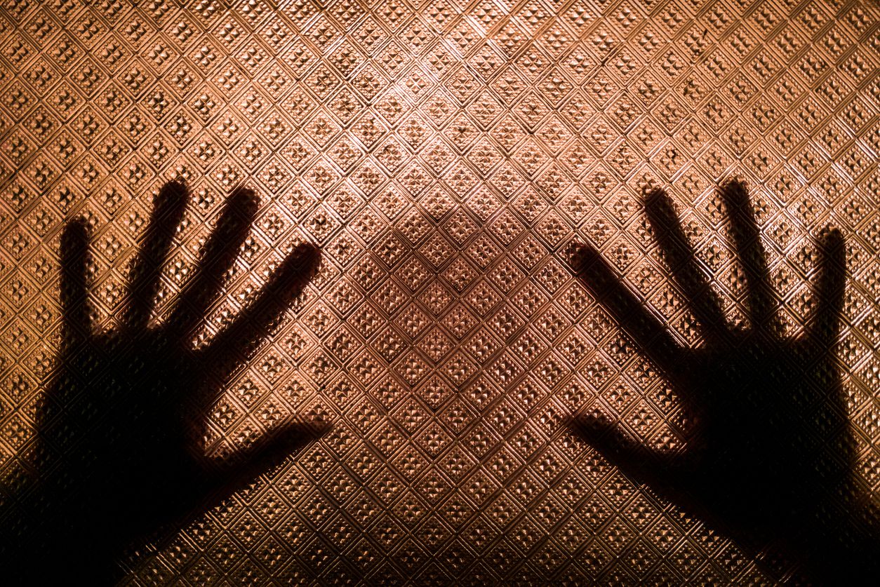 5 Hal yang Perlu Dilakukan Jika Jadi Korban Kekerasan Seksual seperti Anak Pinkan Mambo - Parapuan