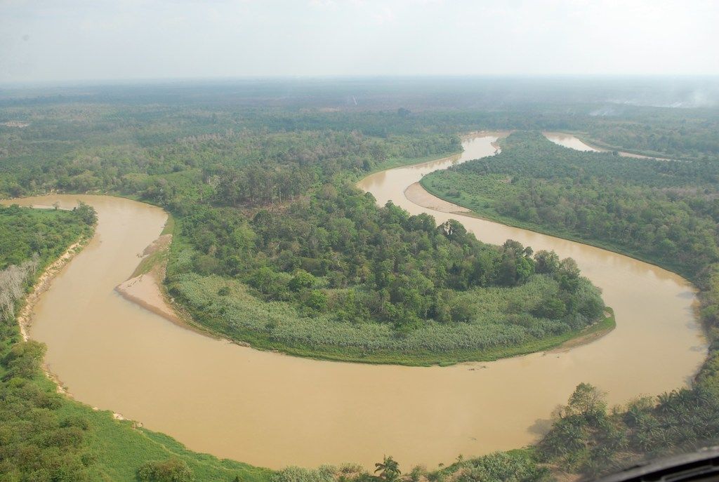 Sungai Terpanjang di Indonesia yang Eksotik dan Punya Keunikannya ...