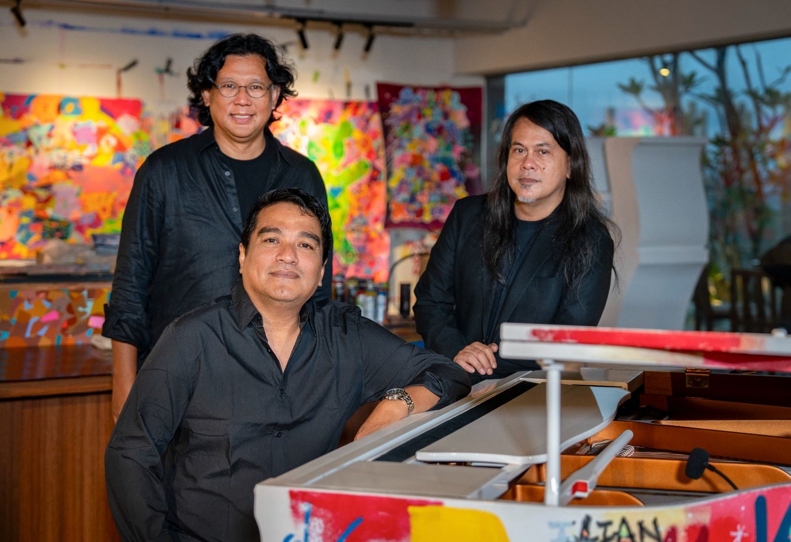 Kemegahan Teater Terbuka, Antologi Musik Indonesia di The Apurva ...
