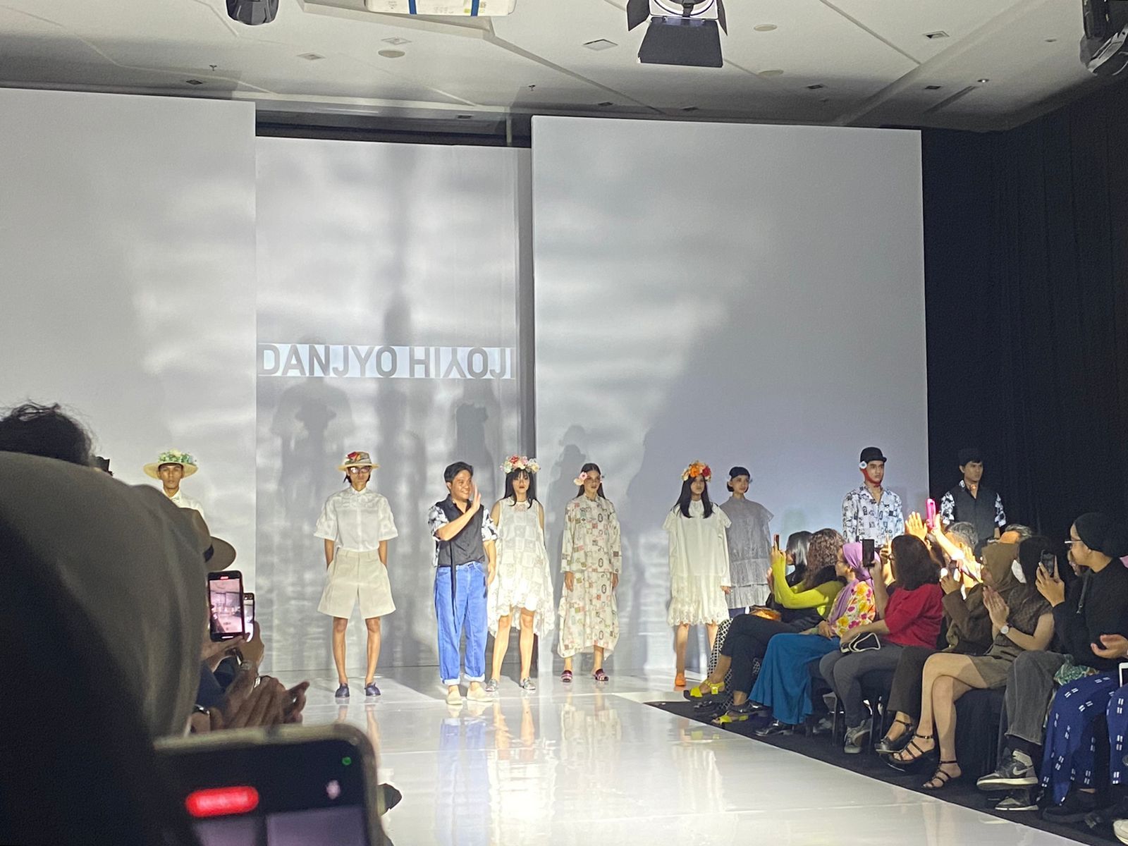Indonesia Teen Fashion Week 2023, Desainer Danjyo Hiyoji Perkenalkan ...