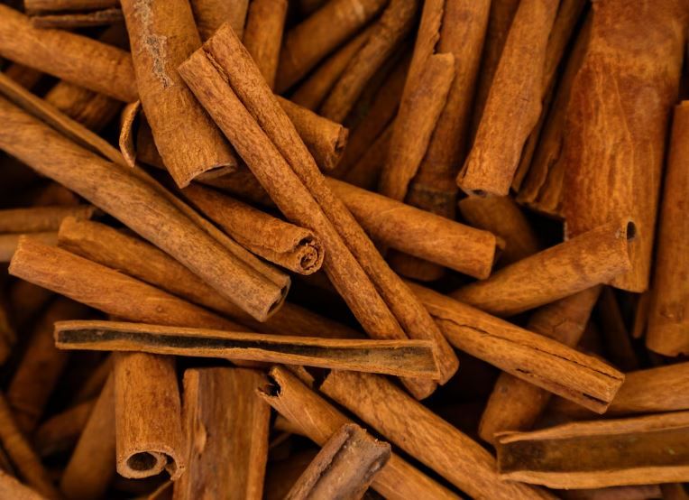 7 Cara Menurunkan Gula Darah dengan Kayu Manis, Ampuh Kontrol Diabetes ...