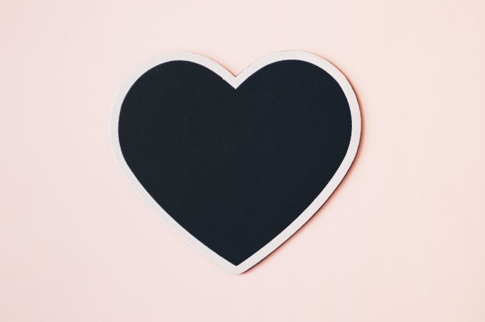 Sudah Tahu Apa Arti Emoji Love Hitam yang Viral di TikTok? Ini Arti di ... Sudah Tahu Apa Arti Emoji Love Hitam yang Viral di TikTok? Ini Arti di ...