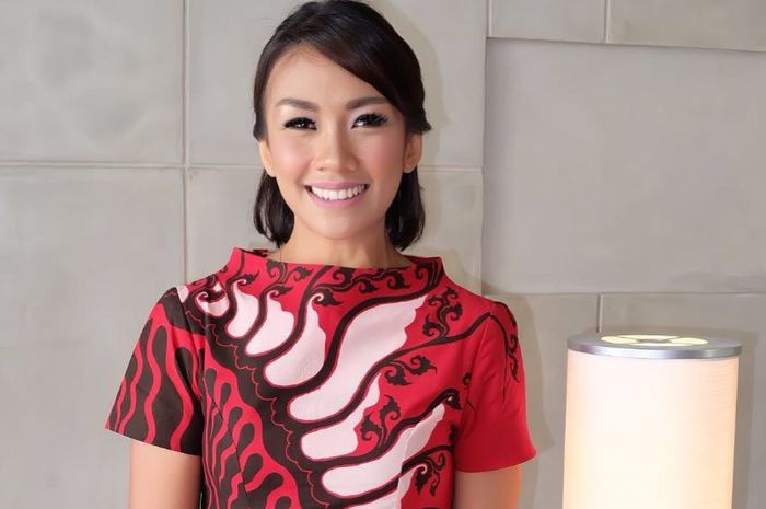 Melanie Putria Gugat Cerai Angga Vokalis Maliq & D'Essentials - Nova