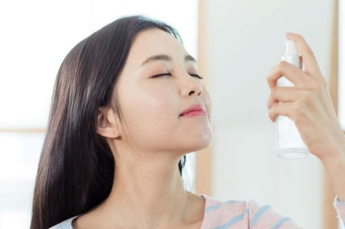 Kenali Perbedaan Face Spray, Setting Spray dan Fixing Spray agar make ...