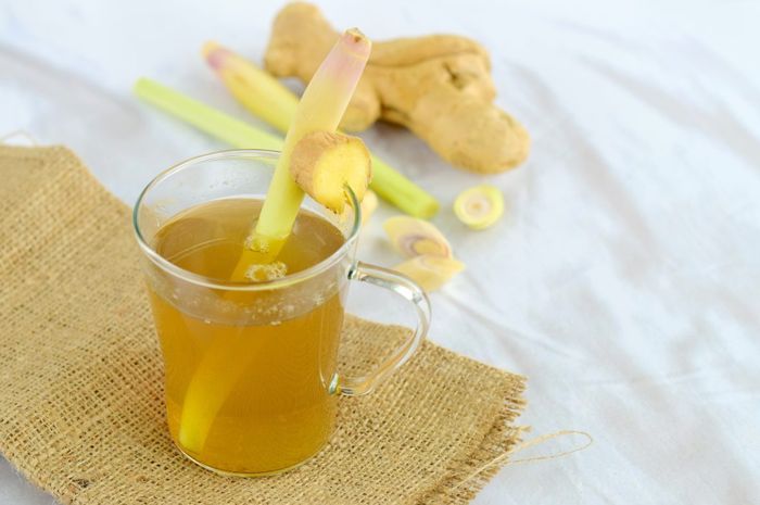 Manfaat Air Rebusan Jahe Kunyit Dan Sereh Yang Sayang Anda Lewatkan