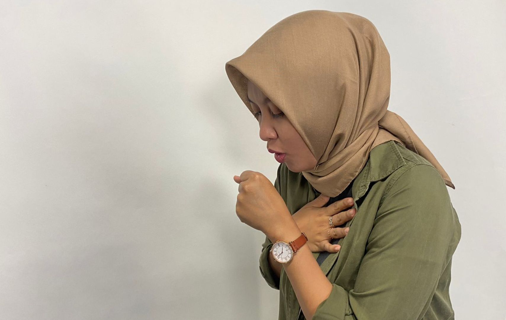 Ditandai dengan Batuk, Cari Tahu Perbedaan Batuk Biasa dengan Batuk Gejala Penyakit TBC