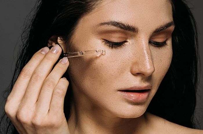 Tips Memilih Serum Untuk Kulit Berjerawat Dan Berminyak Biar Mulus