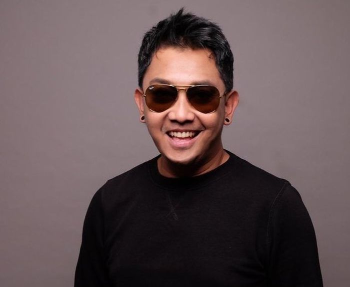 Selain Dikta, Ini Dia 3 Cowok yang Pernah Jadi Vokalis Yovie & Nuno - Hai