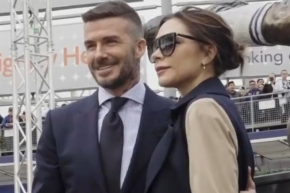 So Sweet! Victoria Beckham Nyanyiin Hits Spice Girls Khusus buat Suami