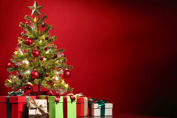 Natal 2020: Selalu Identik dengan Nuansa Natal, Simbol Bintang, Lonceng ...