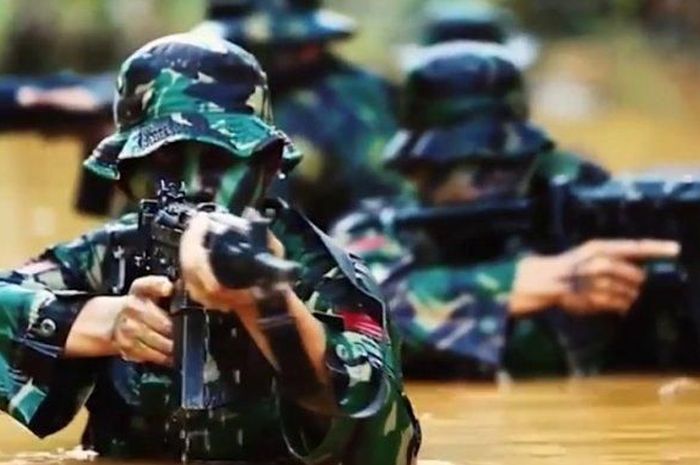 Bawa Senjata Lengkap, Punya Kemampuan Intel, dan Jago Bertempur ...