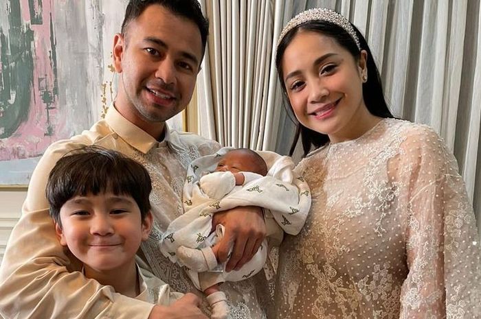 Pajang Potret Lawas Bareng Nagita Slavina Raffi Ahmad Kenang Kejadian