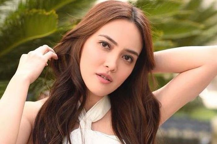 Jadi Body Goals Impian Netizen, Intip Penampilan Seksi Shandy Aulia ...