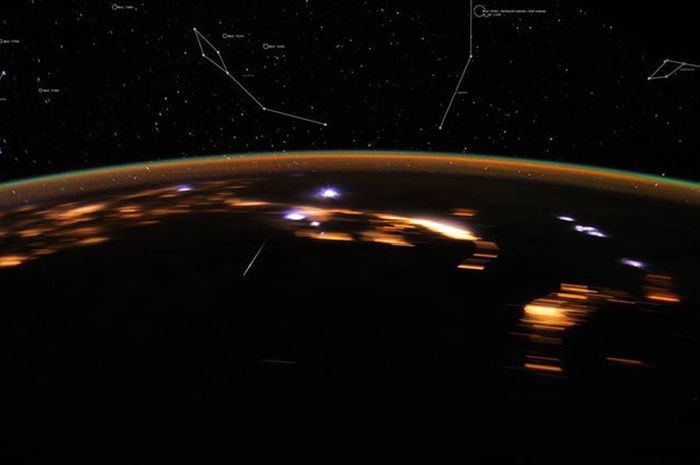 Langit Akan Dihiasi Hujan Meteor dan Supermoon Terbesar 2020! Jangan ... Langit Akan Dihiasi Hujan Meteor dan Supermoon Terbesar 2020! Jangan ...