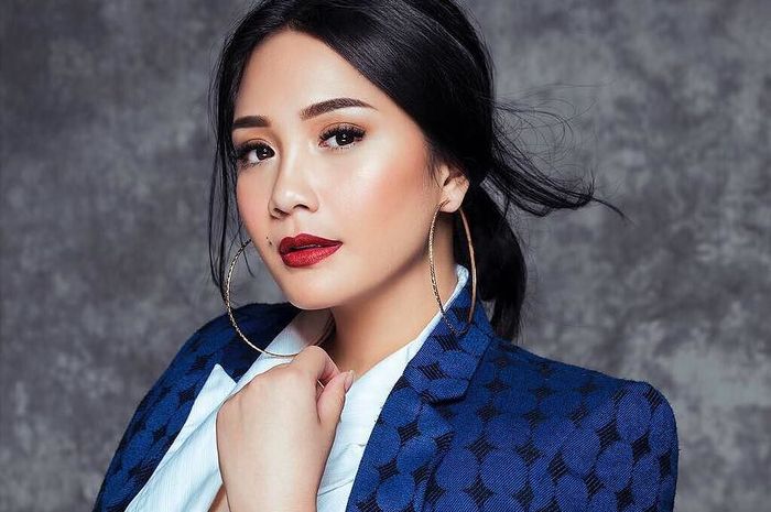 Nagita Slavina Tidur Mangap Aja Tetap Cantik, Baju yang Dipakai Ternyata Harganya Gak Sampai Rp ...