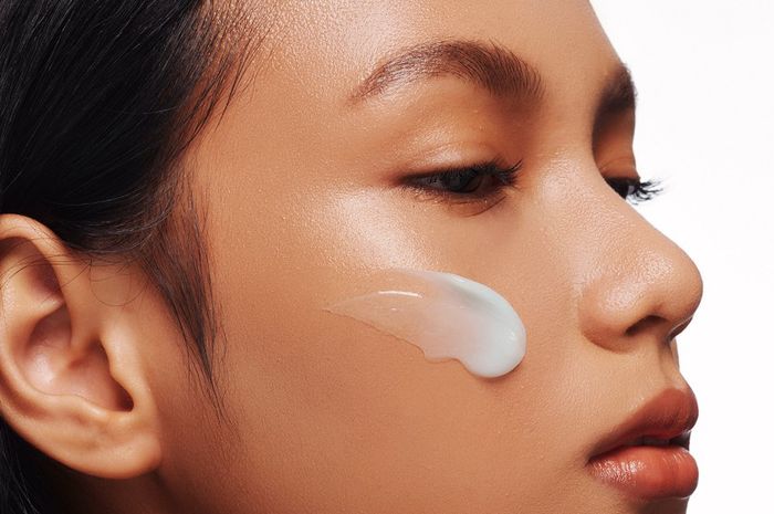Kenapa Harus Pakai Primer Sebelum Makeup? Cari Tahu Yuk! - Stylo