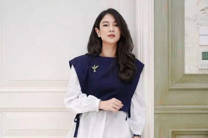 Dian Sastro Tampil Super Hot di Film Sri Asih, Wajah Cantiknya Sampai ...