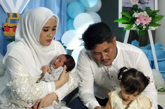 Tips Ryana Dea dan Puadin Redi Agar Anak Sulung Tidak Iri dengan ...