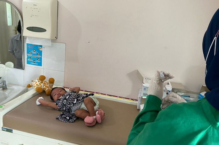 Biaya Sunat Bayi Perempuan di Bidan, Terbaru 2023 - Nakita