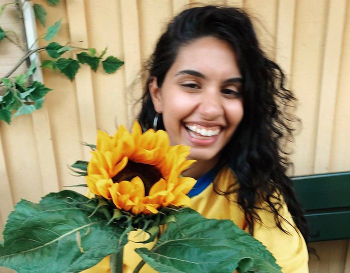 14 Fakta Menarik Penyanyi Alessia Cara yang Mungkin Belum Kita Tahu ...