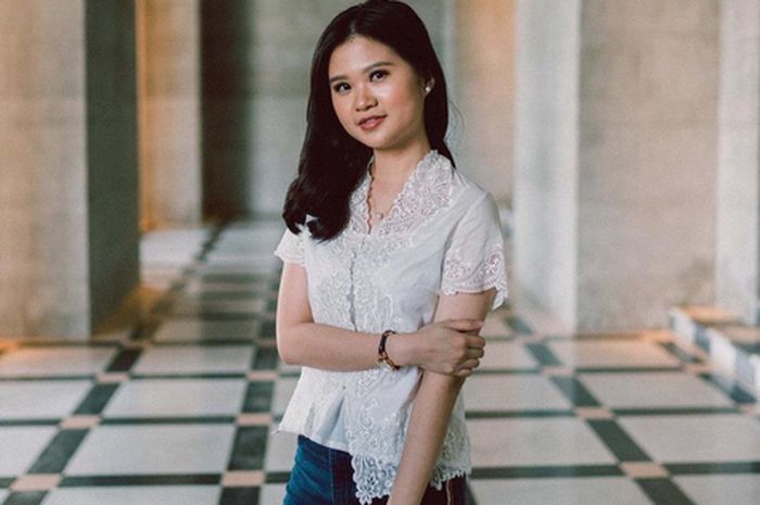 Lihat Gaya Simpel Felicia Tissue Mantan Pacar Kaesang Pangarep saat ...