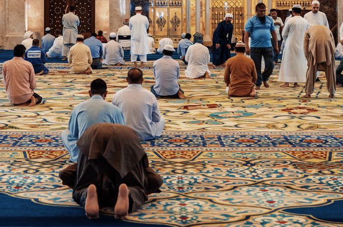 Perhatikan Gerakan dan Waktunya, Ustaz Abdul Somad Ungkap Cara Sujud ...