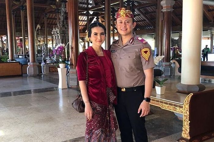 Hengkang dari Dunia Hiburan Tanah Air, Artis FTV Ini Resmi Jadi Ibu ... Hengkang dari Dunia Hiburan Tanah Air, Artis FTV Ini Resmi Jadi Ibu ...