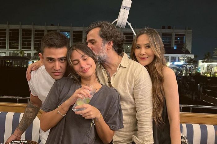 Ina Thomas Cerita Butuh Waktu Empat Tahun di London untuk Kembali Pulih ...