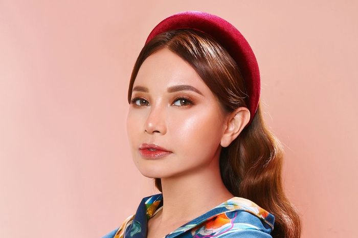 Jadi Penyanyi Go Internasional, Rossa Terciduk Kenakan Tas Ratusan Juta ...