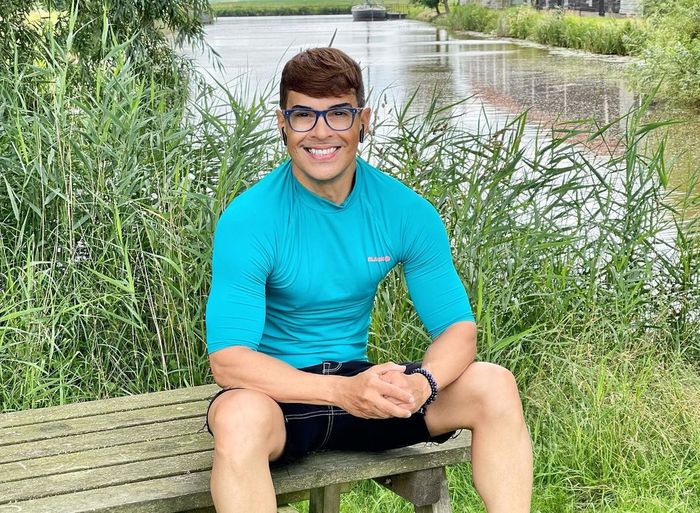 Usianya Sudah 54 Tahun Tapi Punya Penampilan Bak Perjaka, Pria ini Cuma ...