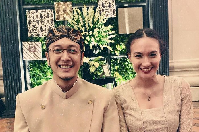 Menikah di Negara Paling Misterius, Dimas Anggara dan Nadine ... Menikah di Negara Paling Misterius, Dimas Anggara dan Nadine ...