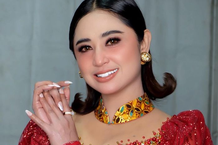 'Alhamdulillah Udah Cerai', Bak Petir di Siang Bolong, Sosok Ini ... 'Alhamdulillah Udah Cerai', Bak Petir di Siang Bolong, Sosok Ini ...
