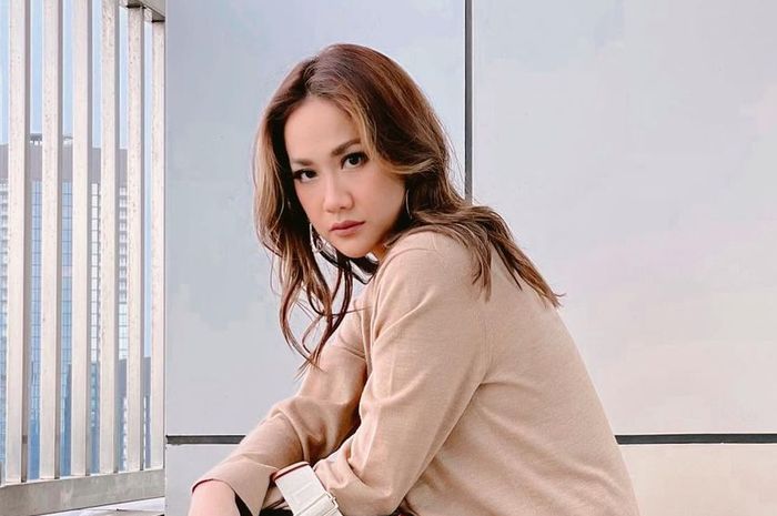 BCL Ziarah Kubur Ashraf Sinclair Sebelum Ramadan, Netizen Malah Komen ...