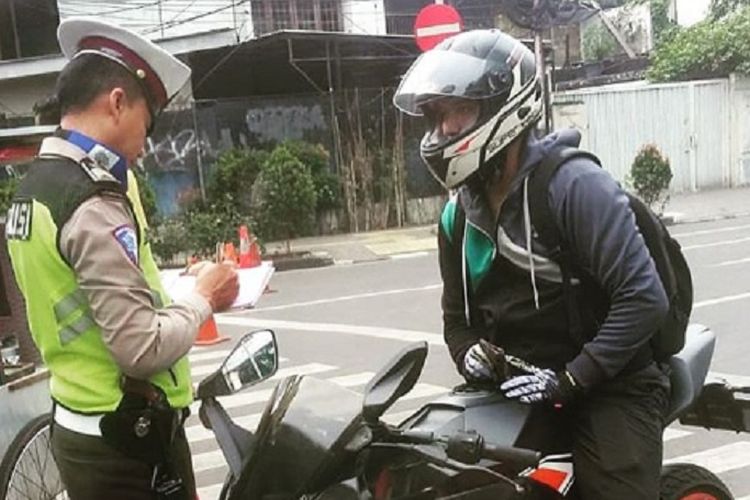Berita Surat Tugas Polisi terbaru hari ini - Motorplus