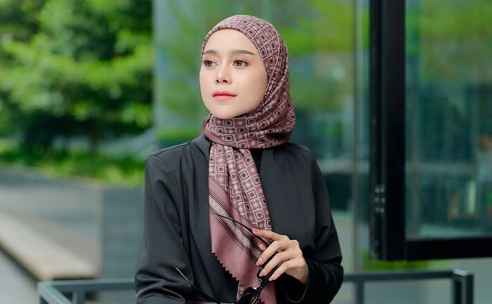 BERITA TERPOPULER: Gaya Sederhana Aaliyah Massaid Hingga Tas Mungil Mahal Milik Biduan Tajir ...