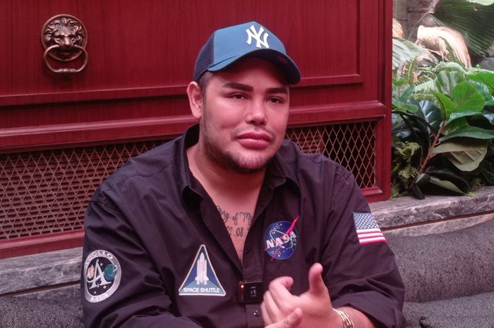 Ivan Gunawan Bakal Keliling 3 Negara dalam Sebulan untuk Fashion Show ...