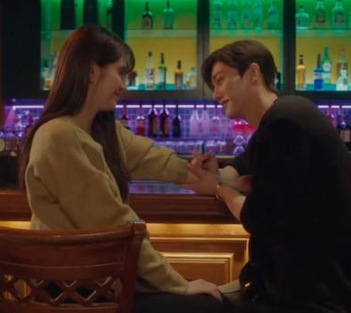 10 Gaya Han So Hee ala Kuliahan Saat jadi Yoo Na Bi di Nevertheless ...
