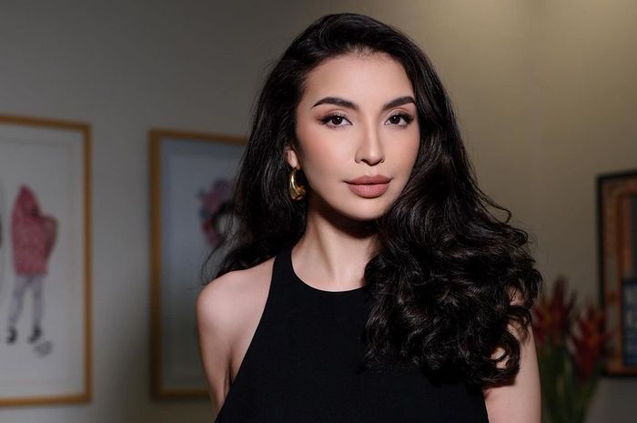 Kirain Bulu! Gaya Seksi Manohara Pakai Bikini Hingga Tubuh Bertabur ...