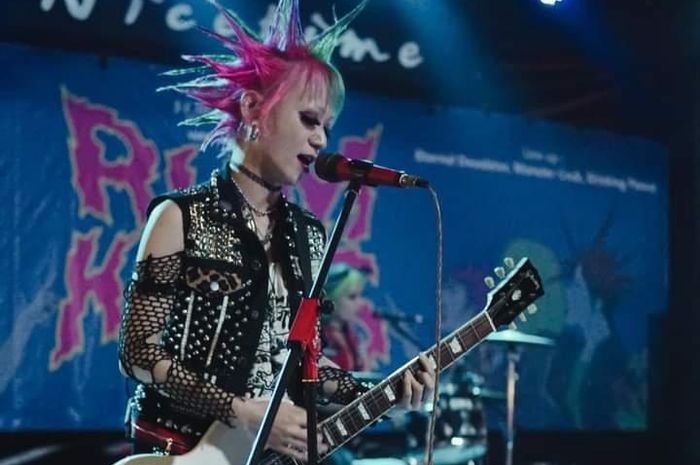 Bikin Malu, Band Punk Korea Selatan Rumkicks Dilempar Gelas Plastik ...