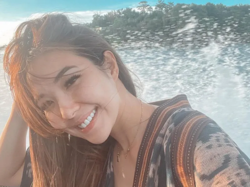 Tampil Basah Basahan Cuma Pakai Daster Video 15 Detik Gisel Ini Bikin Netizen Salfok Dengan Hal