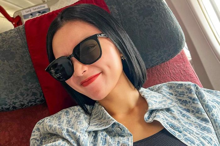 Sampai Ada Tempat Khusus di Pesawat, Wika Salim Terang-terangan Pamer ...