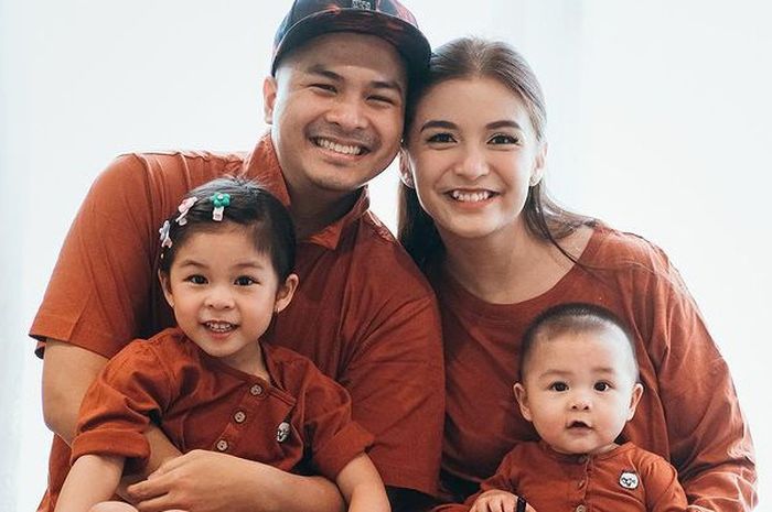 Dialami Anak Chelsea Olivia, Normalkah Mata Plus pada Anak? Ini ...