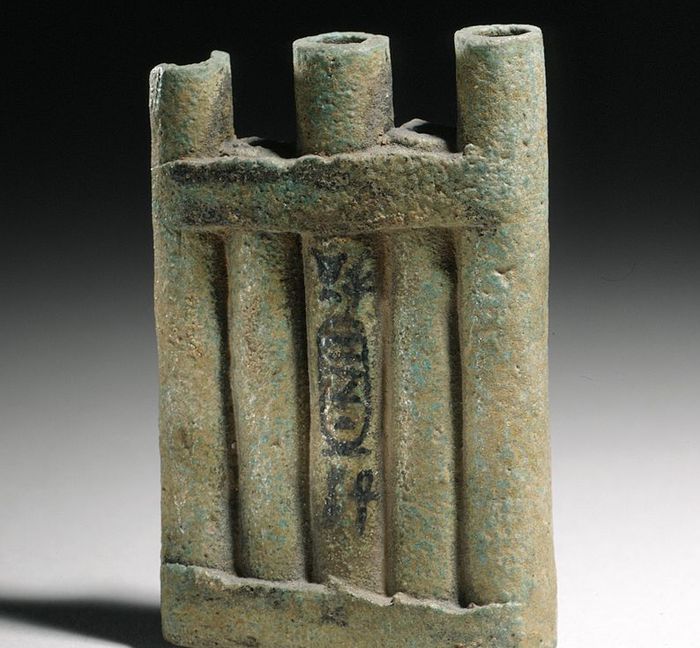 Kohl: Kosmetik yang Sebabkan Kematian dalam Sejarah Fesyen Mesir Kuno ...