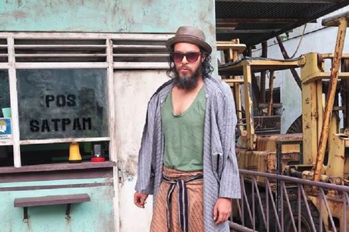 Perankan Sosok Seorang Dukun, Alex Abbad Flashback ke Tahun 1970