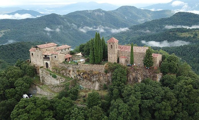 Kastil Kuno Ini Kini Dibuka untuk Masyarakat Umum, Isi Dalamnya ...