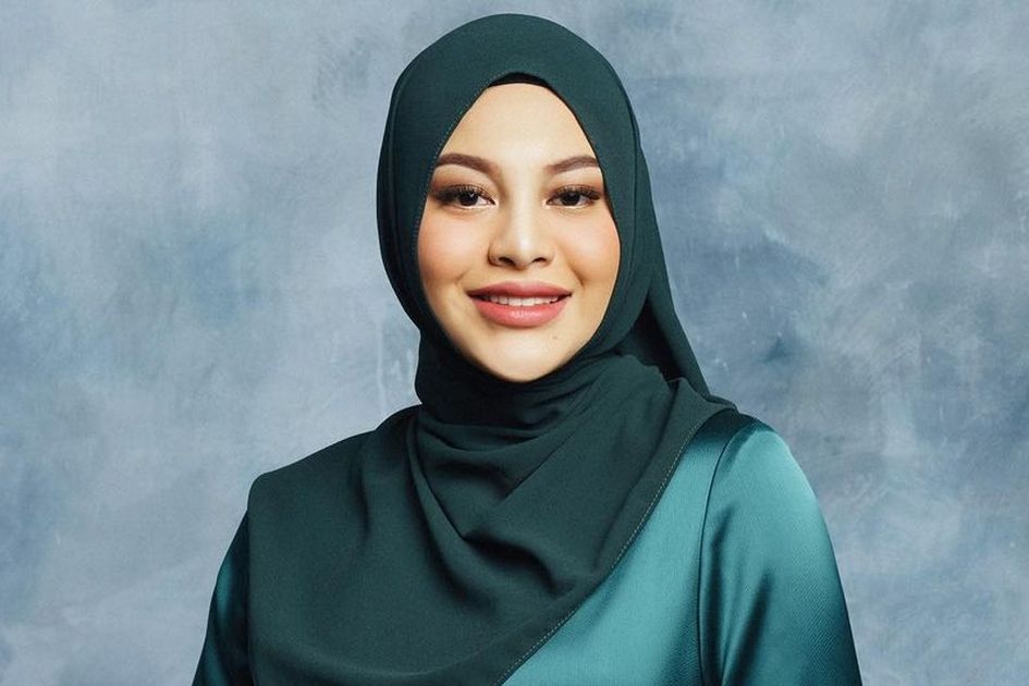 Berita Inspirasi Baju Lebaran Ala Mama Nur Terbaru Hari Ini - Stylo
